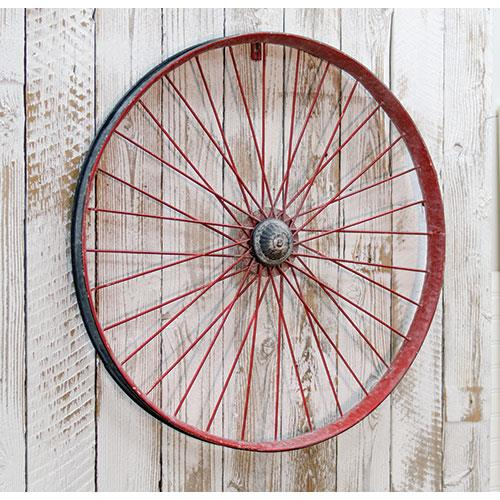 Red Wagon Wheel – Amie + Eliza